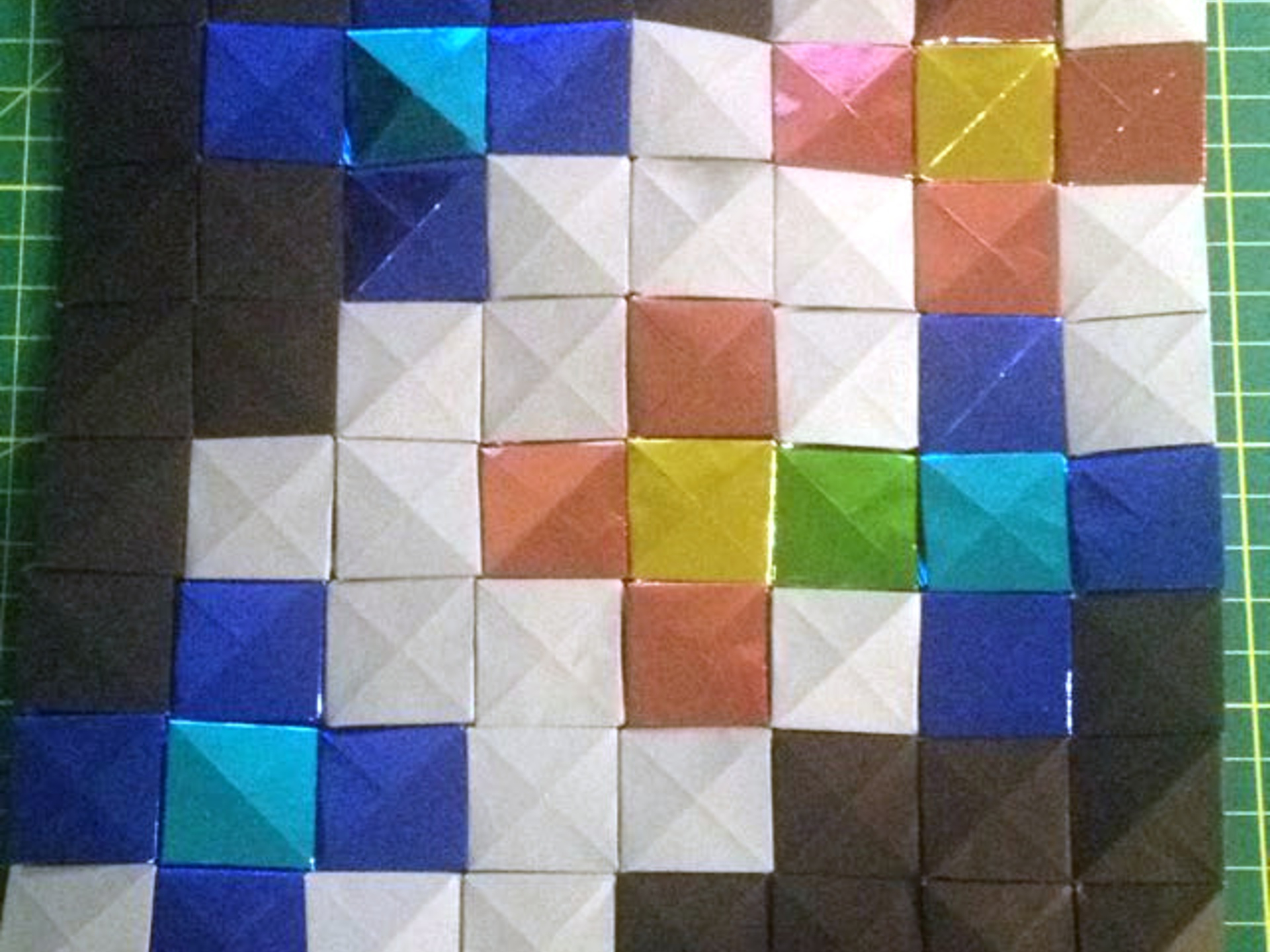 Origami mosaics with origami pixels